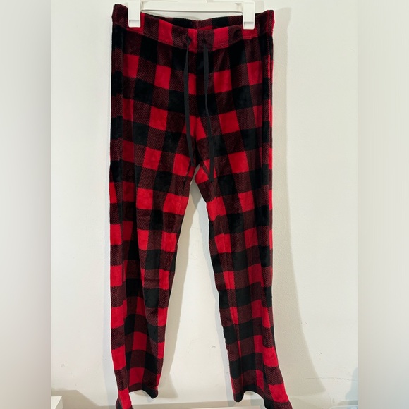 Secret Treasures | Intimates & Sleepwear | Secret Treasures Womenm 8 ...